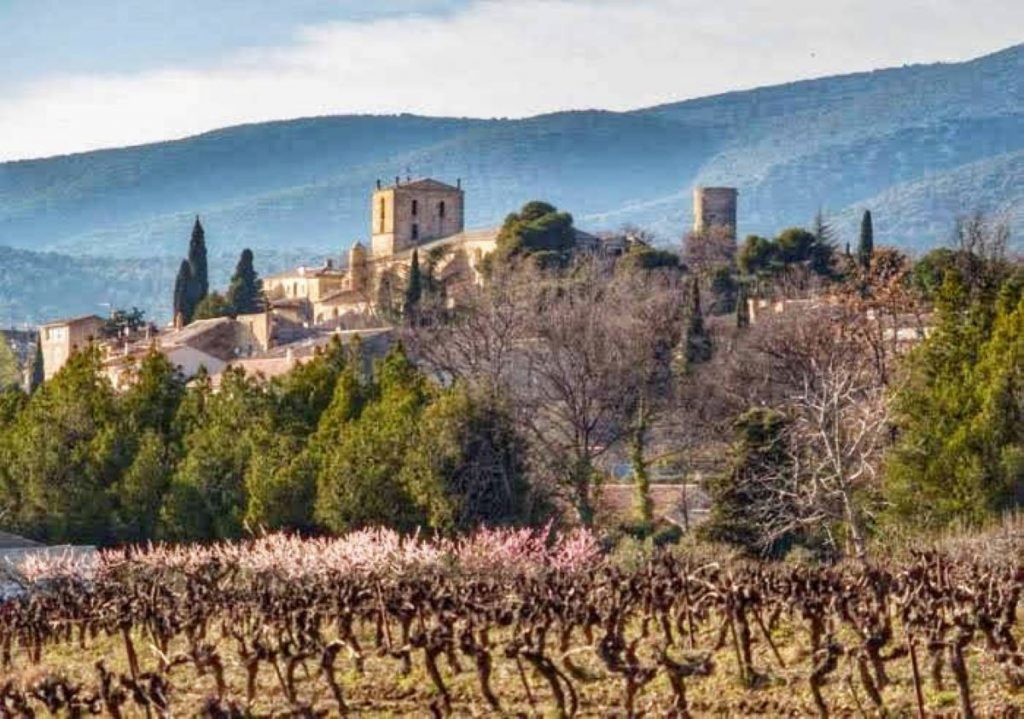 Cucuron | Village au coeur du Luberon – Mairie de Cucuron
